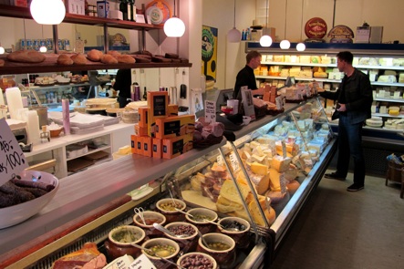 50 % rabat hos den gamle og anerkendte delikatessebutik – Helges Ost på ...