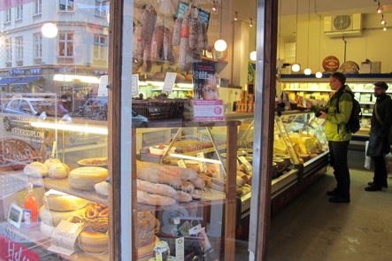 50 % rabat hos den gamle og anerkendte delikatessebutik – Helges Ost på ...